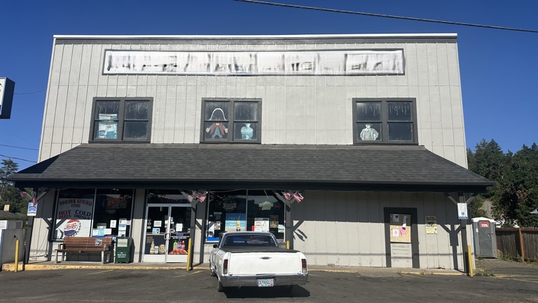Convenience Store/ Market with apartment | For Sale in Oregon ...